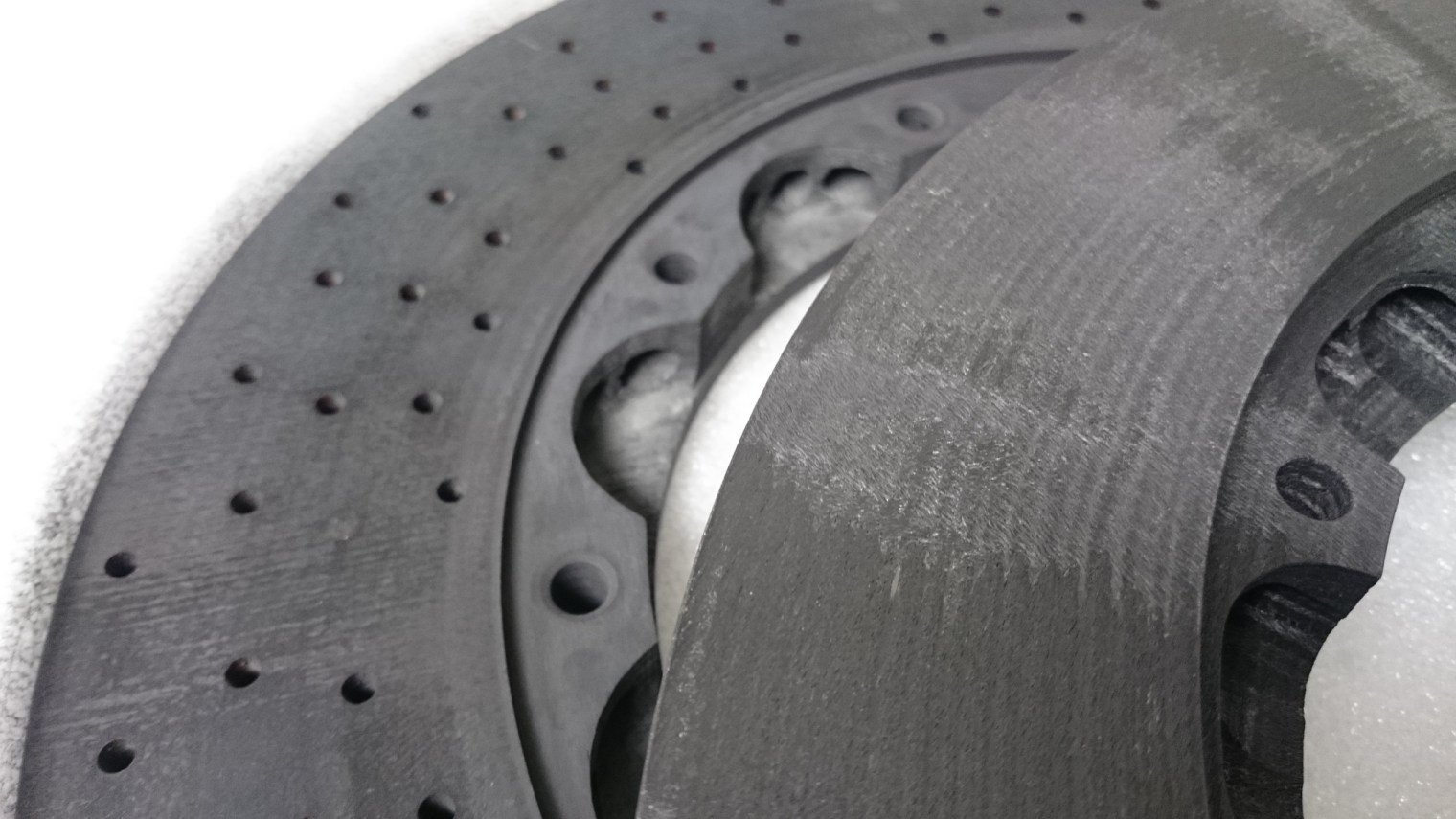 Brembo Carbon Materials (CCM, CCM-R, and Racing Carbon) – Brembo ...